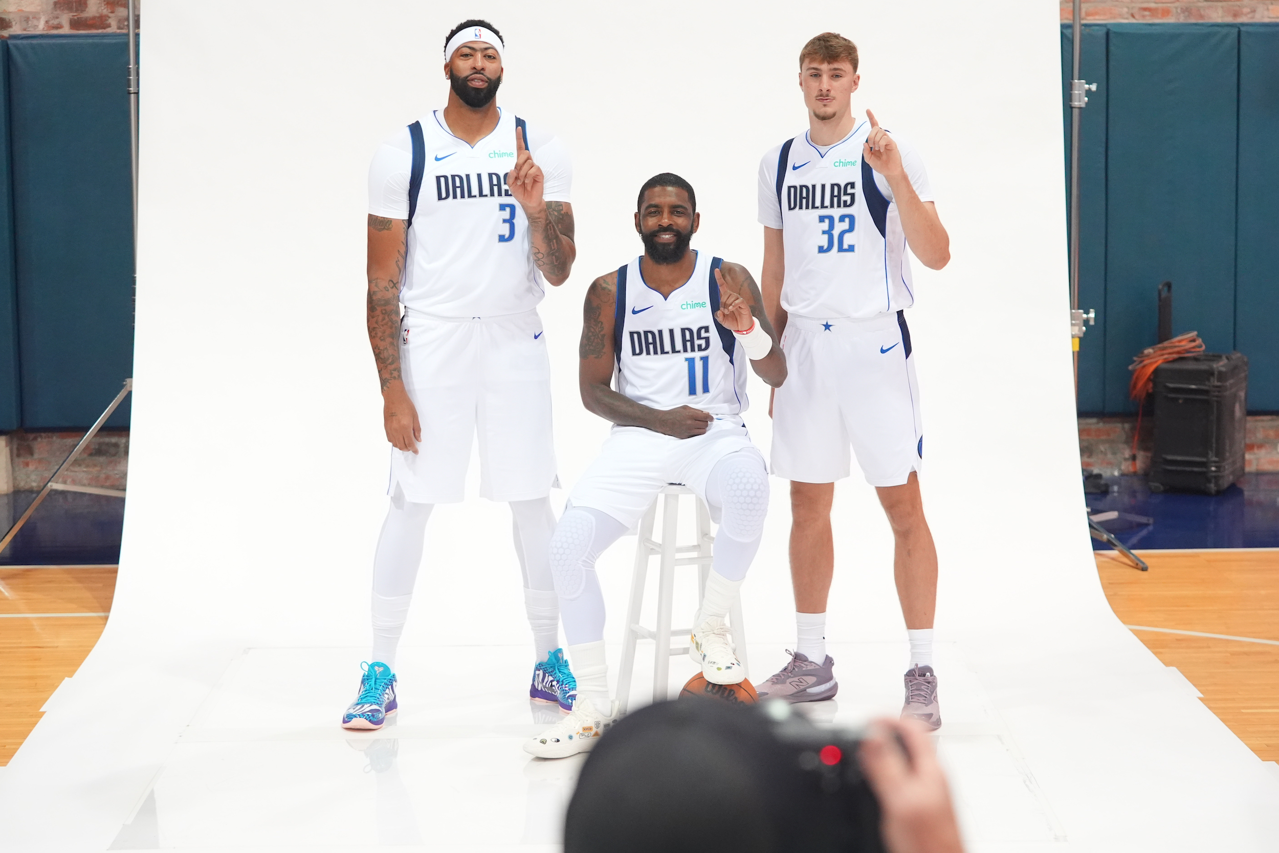 NBA: Mavericks see clear path to contention if healthy