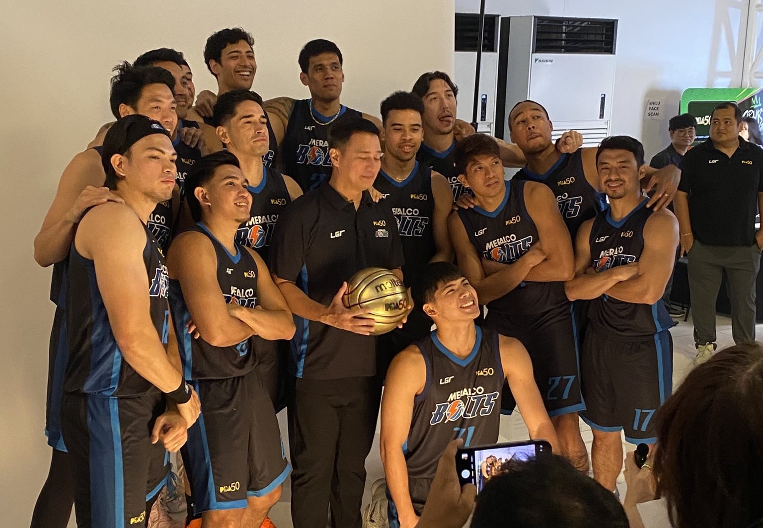 PBA: Meralco Bolts mark 15th year with new look, retro touches
