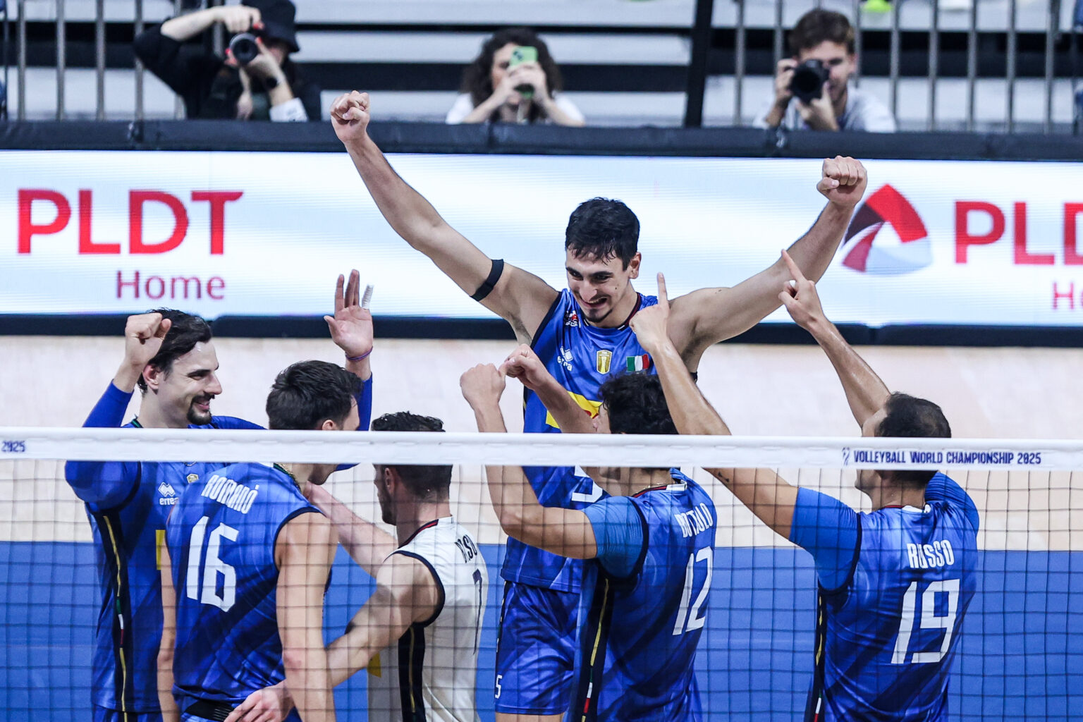 LIVE: FIVB Men's World Championship quarterfinals - September 24