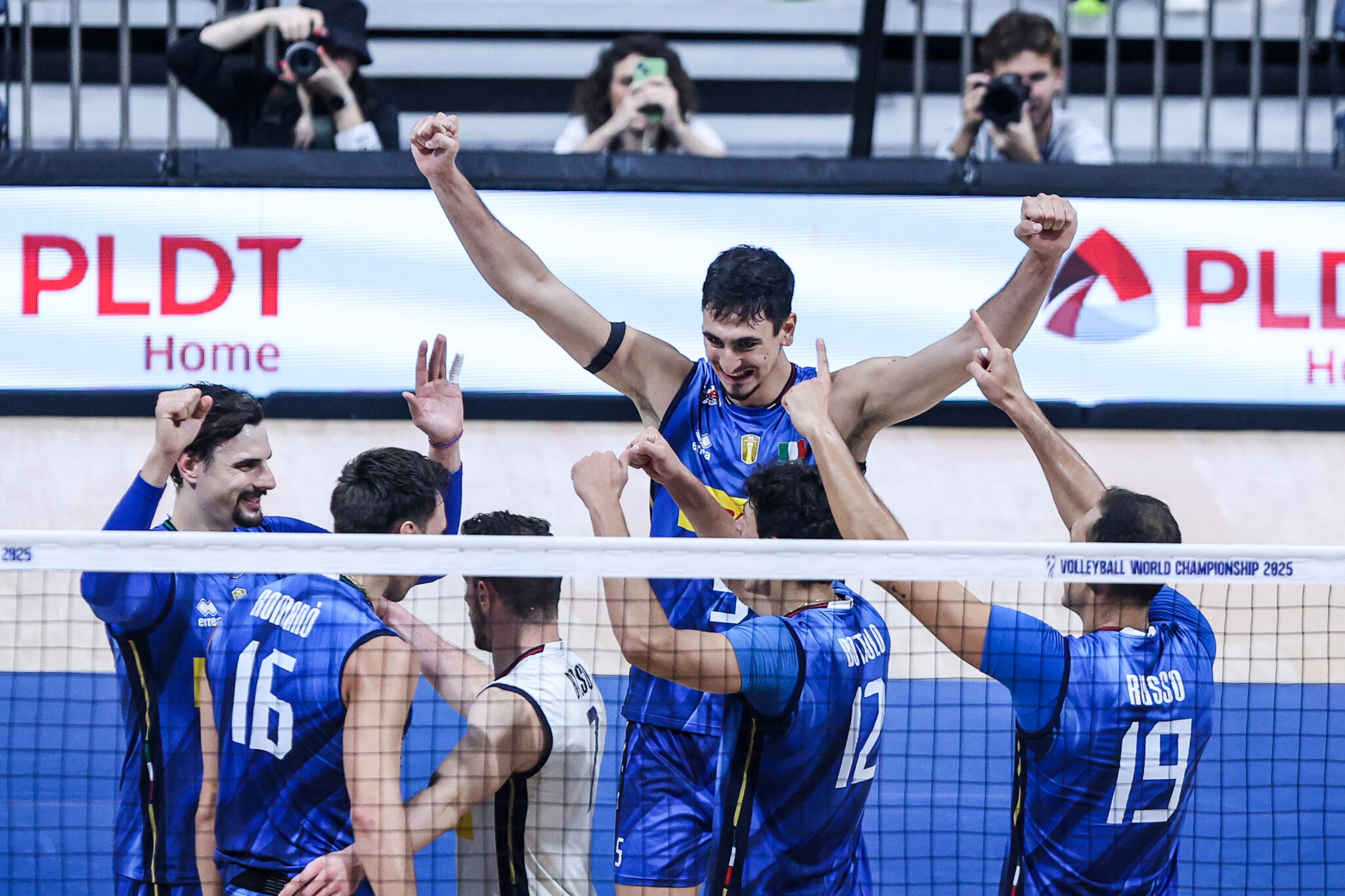 LIVE: FIVB Men's World Championship quarterfinals - September 24