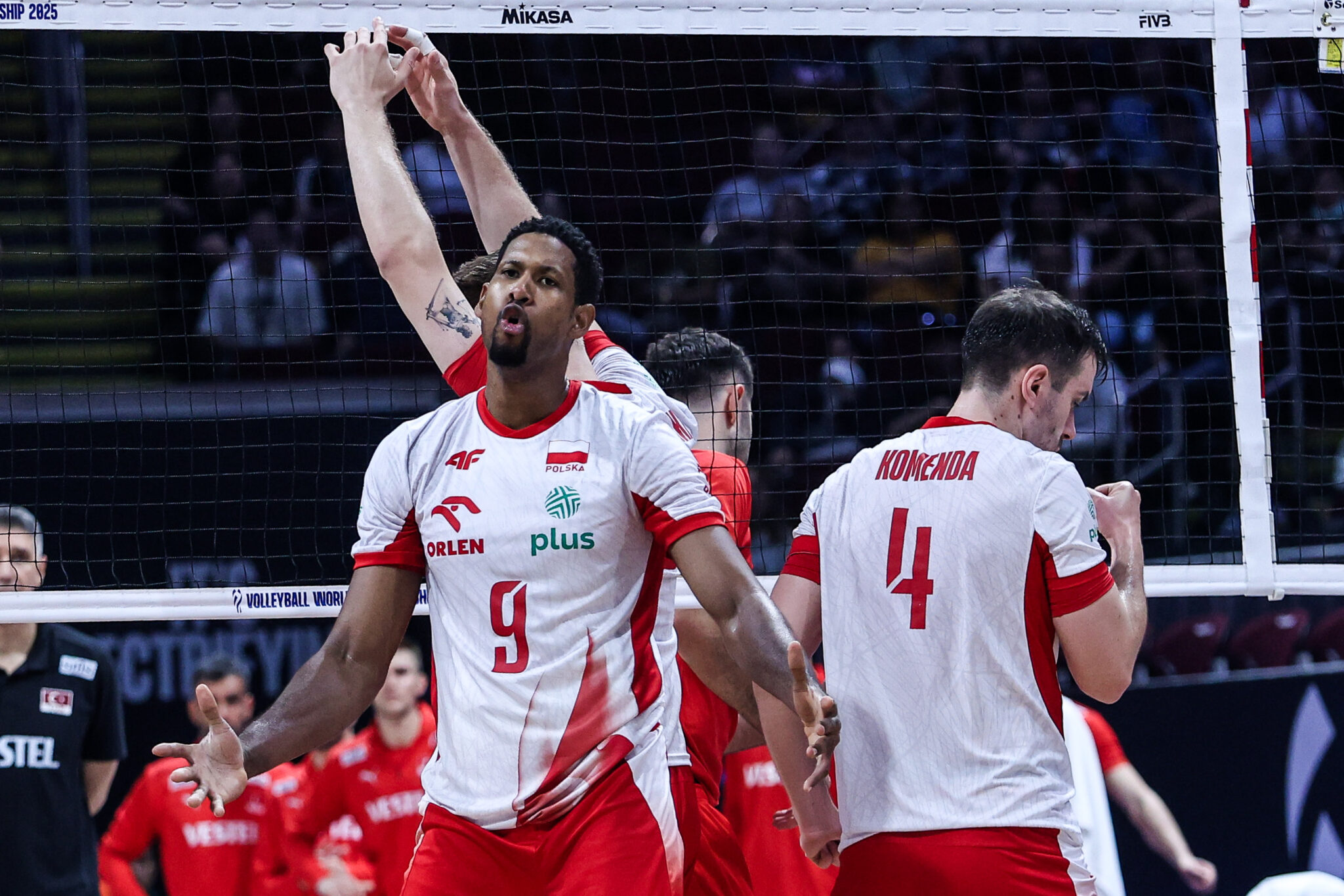 LIVE: FIVB Men's World Championship quarterfinals - September 24