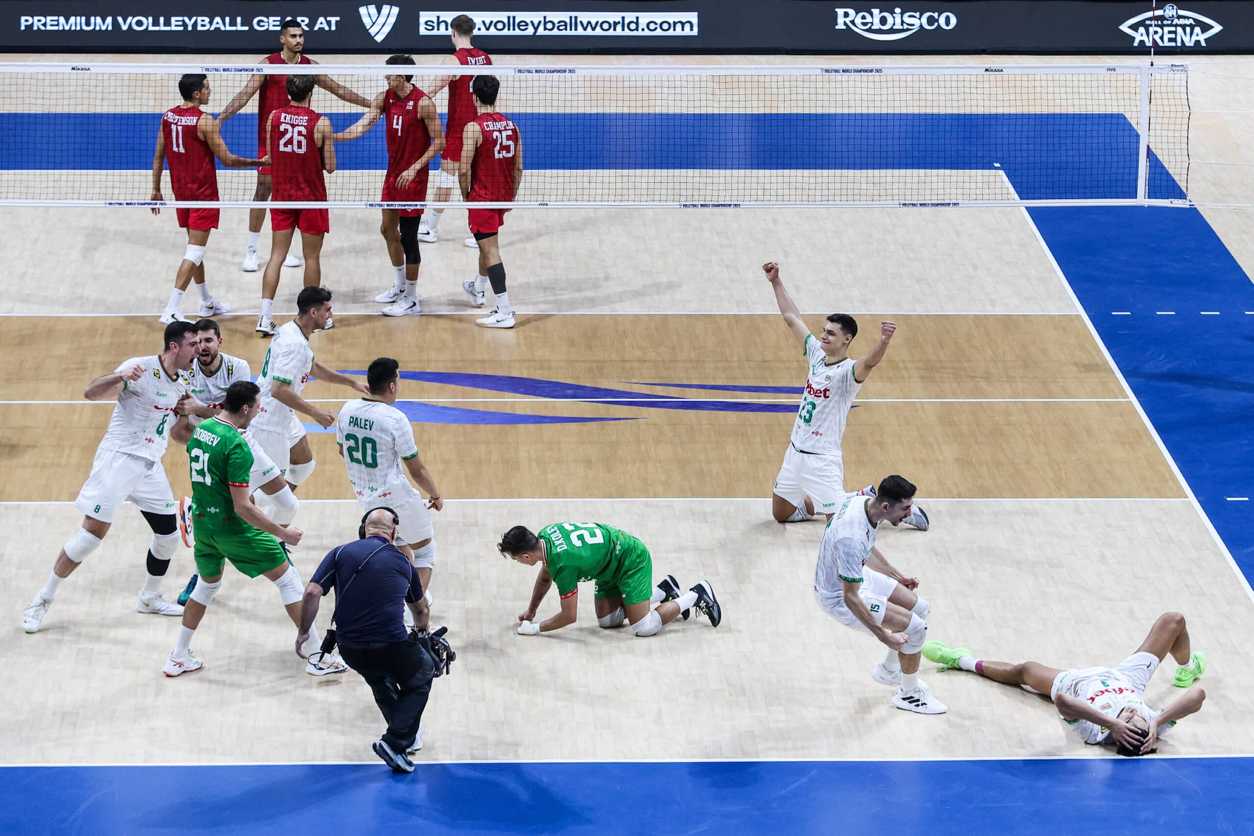 In winning duel of blue-chip setters, Nikolov leads Bulgaria to semis