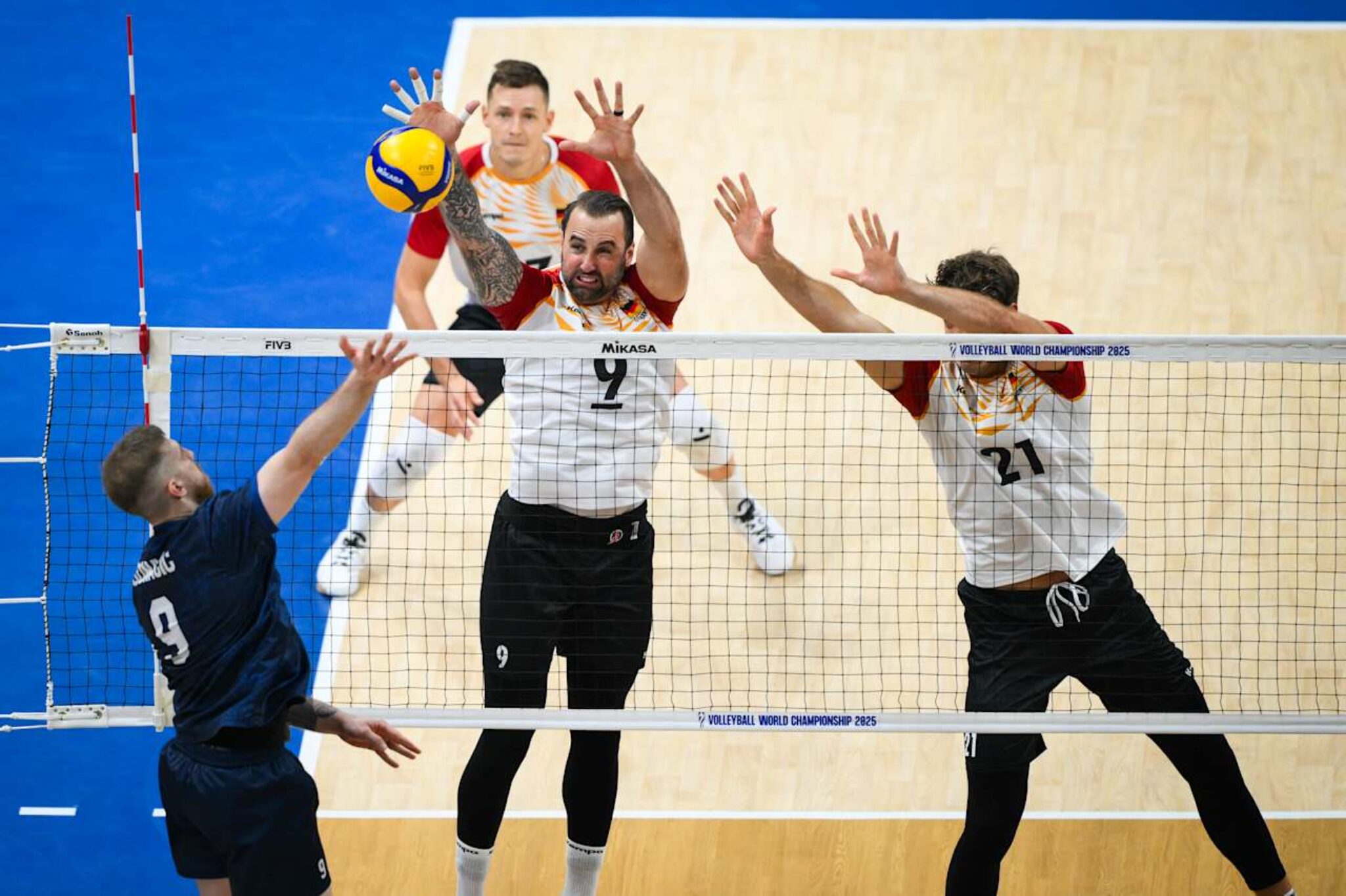 LIVE: 2025 FIVB Men's Volleyball World Championship