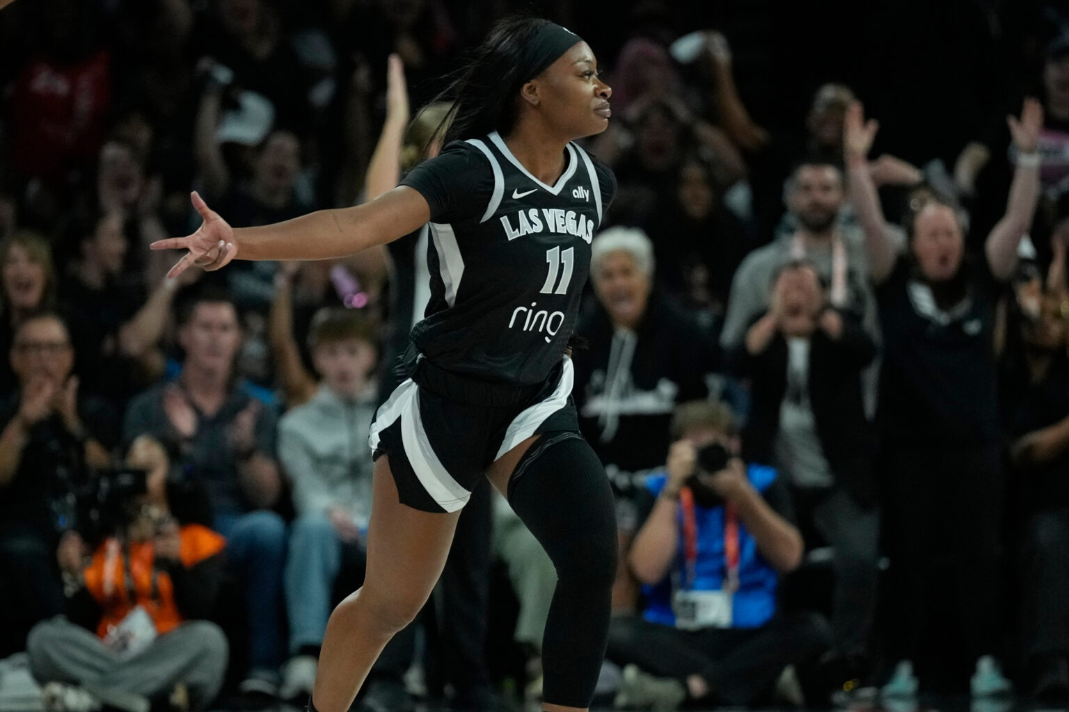 WNBA Finals: Las Vegas Aces bench comes up big in Game 1 win
