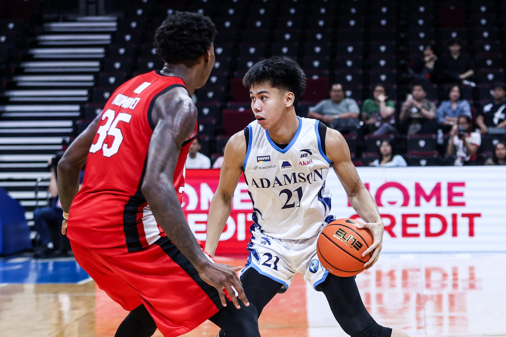UAAP: Adamson escapes UE behind clutch plays from Ronzone, Medina