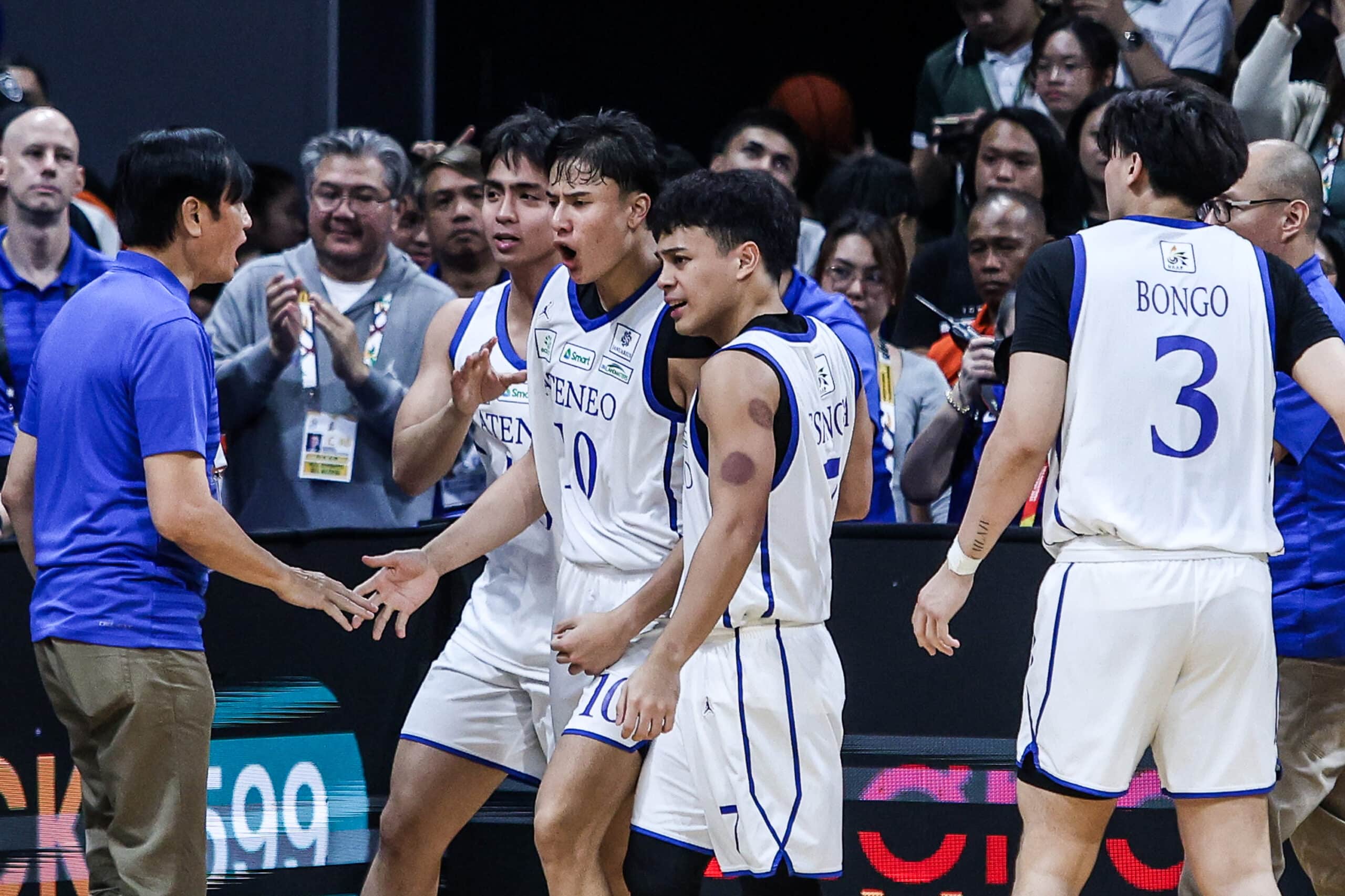 In tale of 2 Ateneos, 3-quarter effort enough to hold off rival la Salle