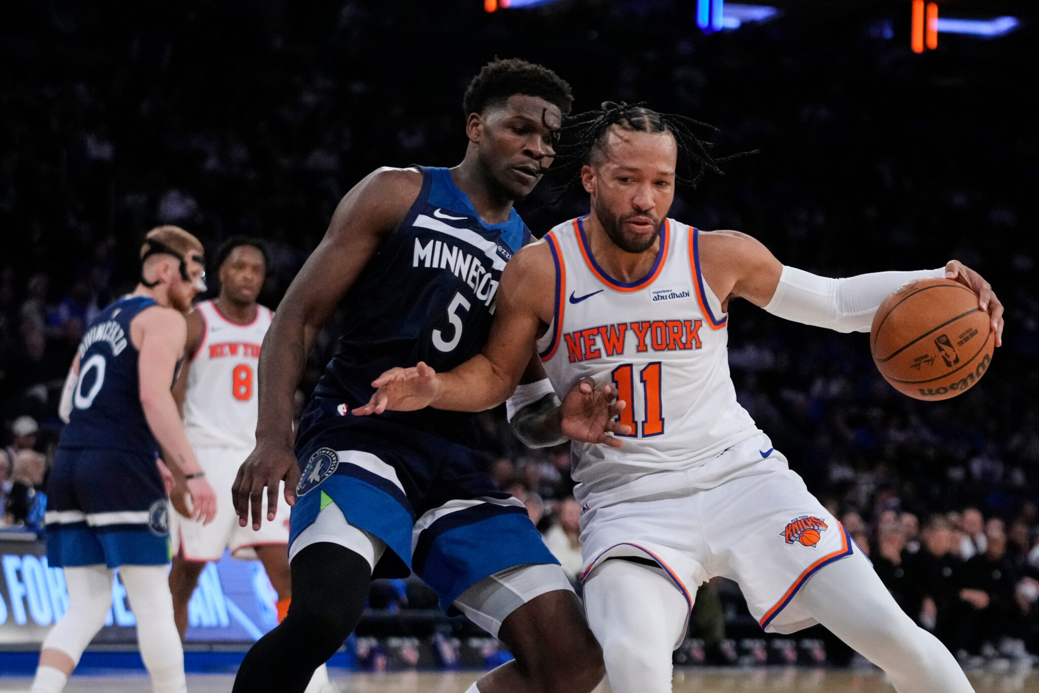 NBA: Knicks rout Timberwolves in Anthony Edwards' return