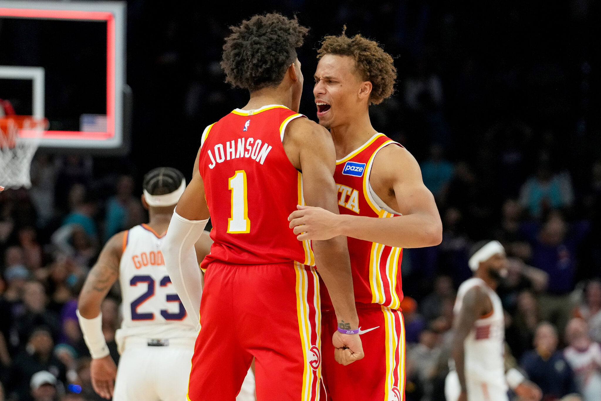 NBA: Soaring Hawks come back from 22 down in 4th, beat Suns