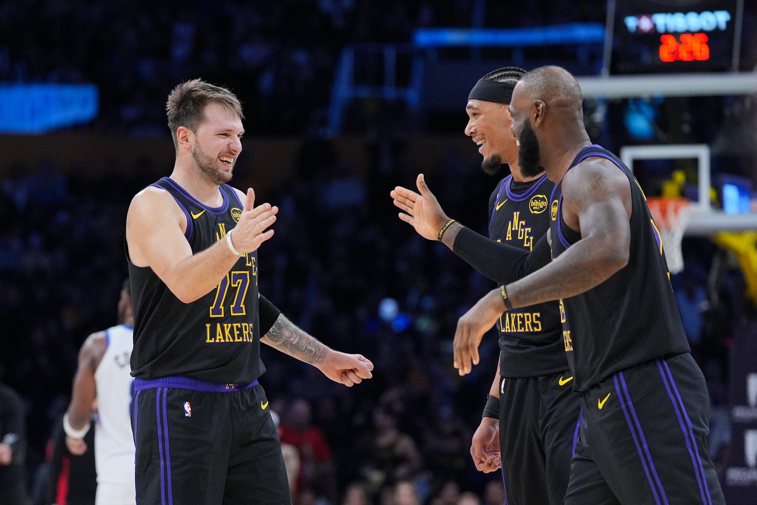 NBA: LeBron makes season debut, Luka leads Lakers past Jazz