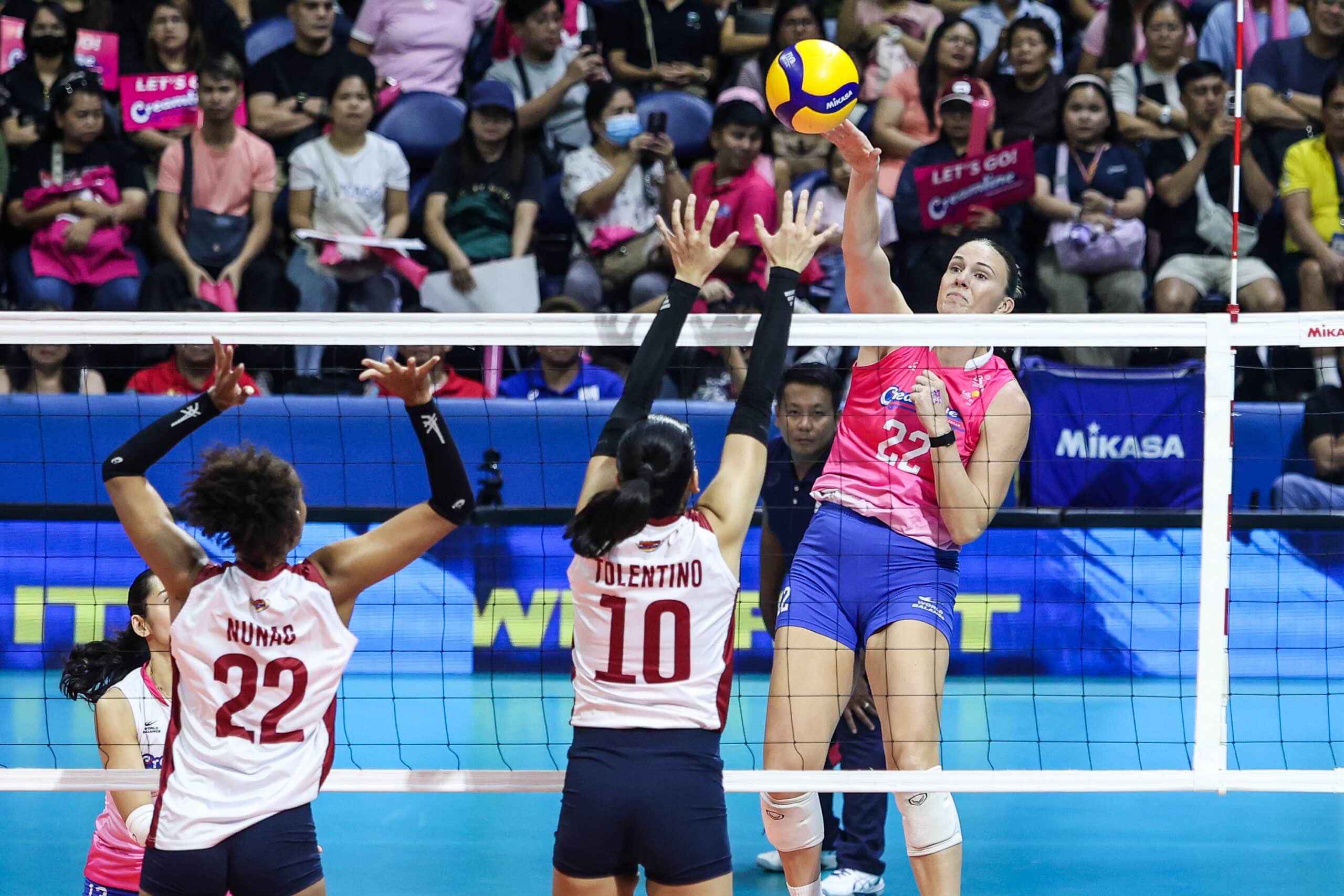PVL: Creamline sweeps Choco Mucho to reach quarterfinals