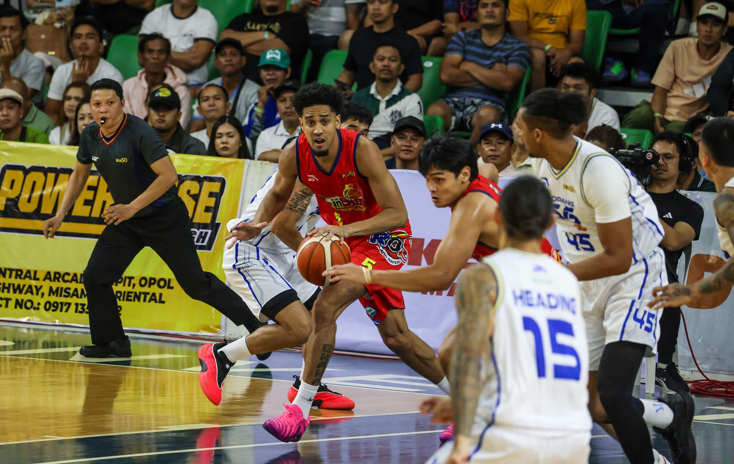 PBA: Rain or Shine rallies late to beat TNT, nab solo lead