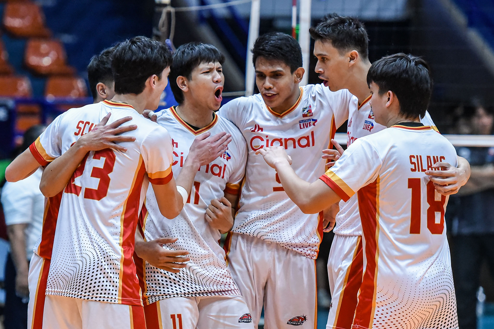 Spikers' Turf: Jau Umandal powers Cignal past UST-Gameville
