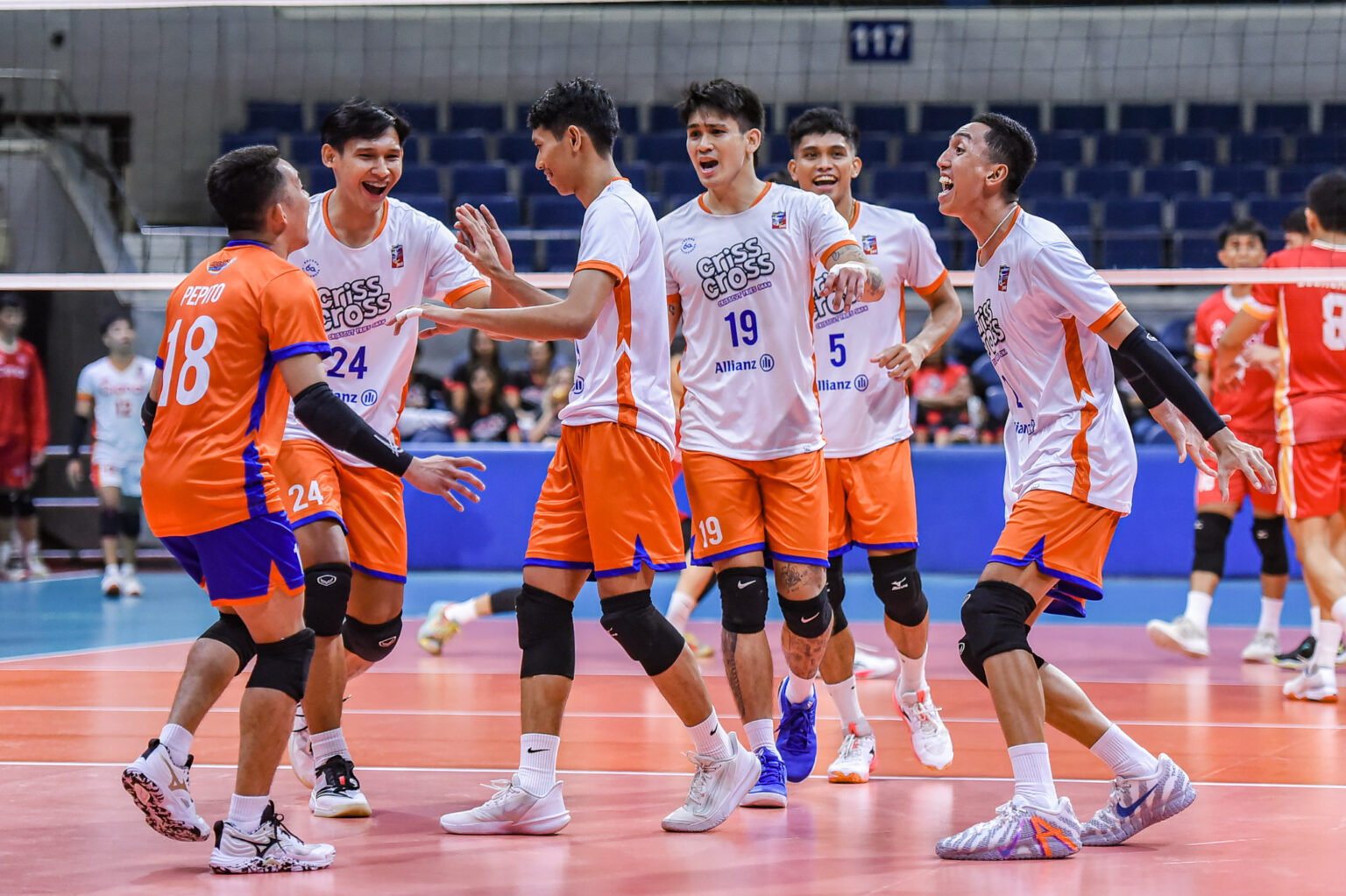 Criss Cross stars relish Spikers’ Turf’s Big Dome stint