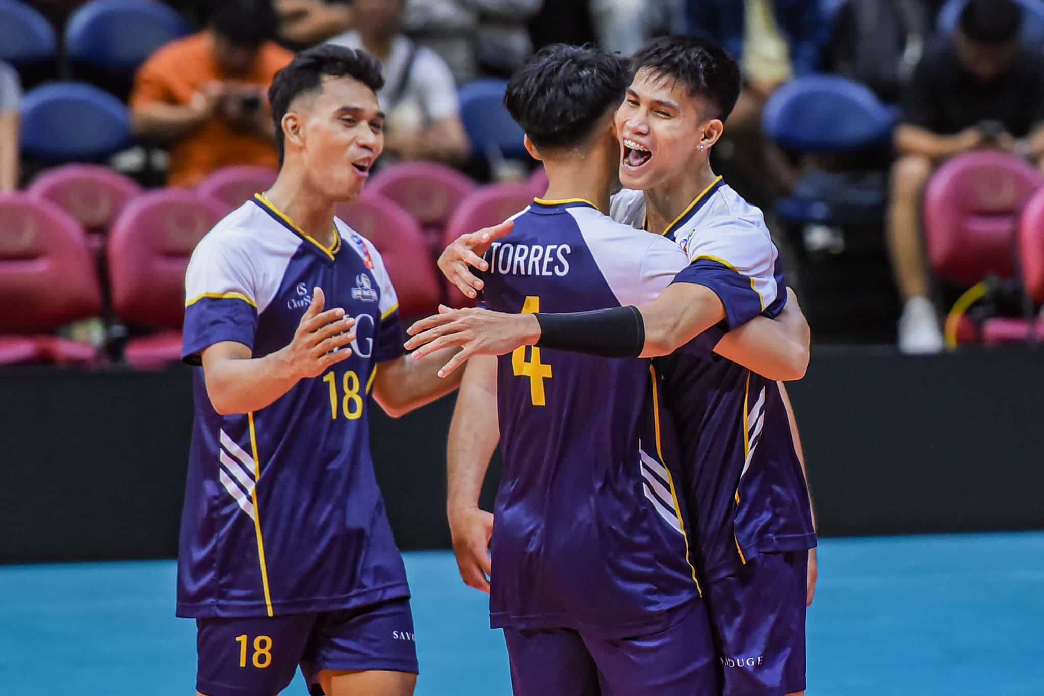 Spikers' Turf: Savouge fends off UST-Gameville to open semifinals
