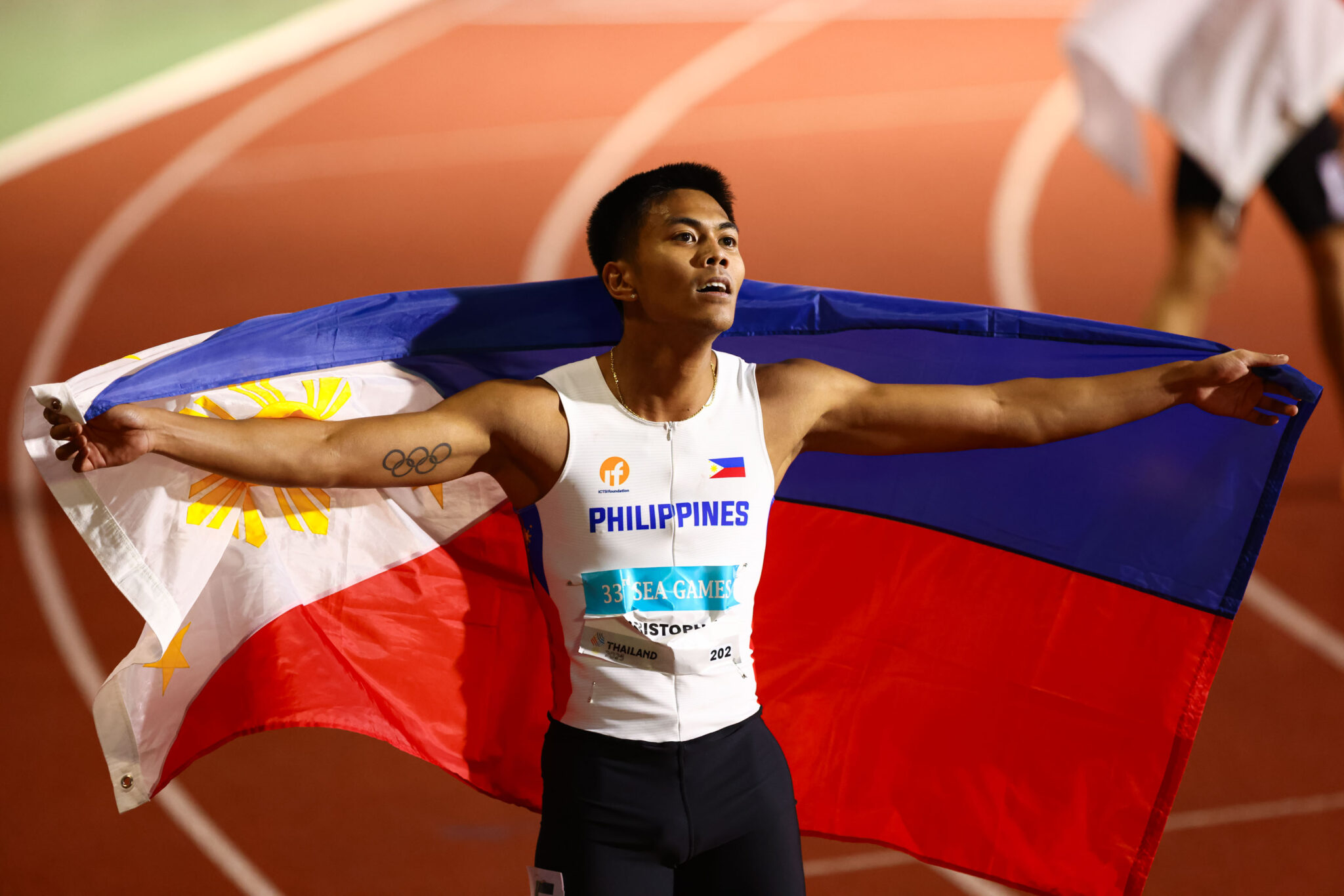SEA Games: John Tolentino breaks 110m hurdles record for PH gold